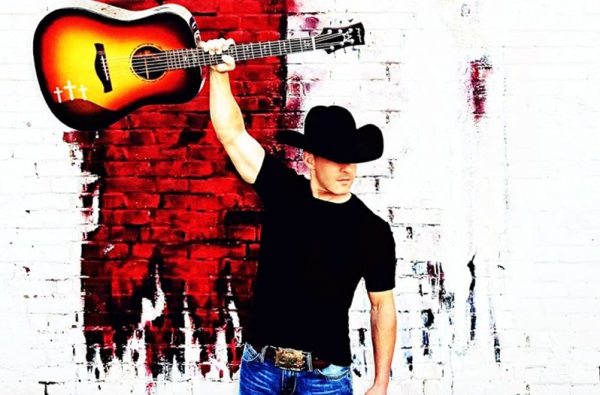 Aaron Watson Stretches His Sound in New Directions on 'Vaquero'