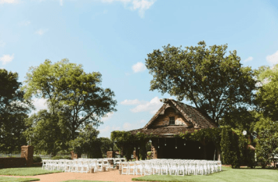 8 Beautiful Log Cabin Wedding Venues That Will Take Your Breath Away
