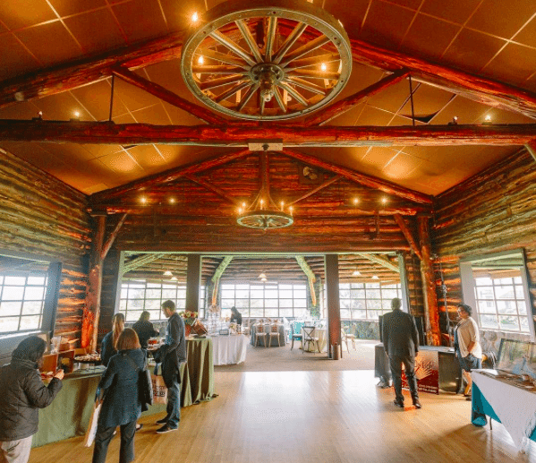8 Beautiful Log Cabin Wedding Venues That Will Take Your Breath Away