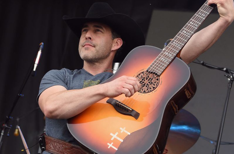 "Outta Style": Aaron Watson Bonds with Fans at Rodeo Houston in New Video