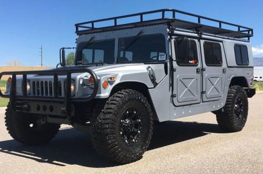 You Can Buy Military Humvees and Pickups for Ridiculously Low Prices