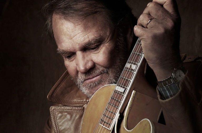 Glen Campbell's Career Comes Full Circle in New Video for 'Adiós'