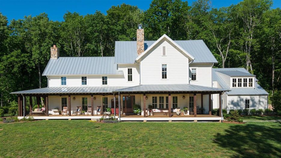 See Miley Cyrus' $5.7 Million Tennessee Farmhouse