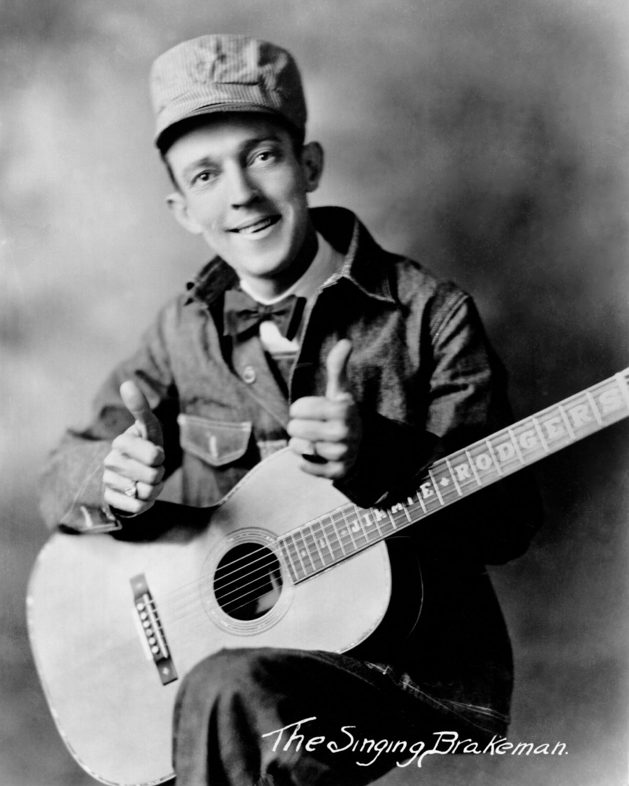 10 Country Singers with September Birthdays