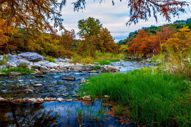 Fall in Texas in 10 Breathtaking Photos from Around the State