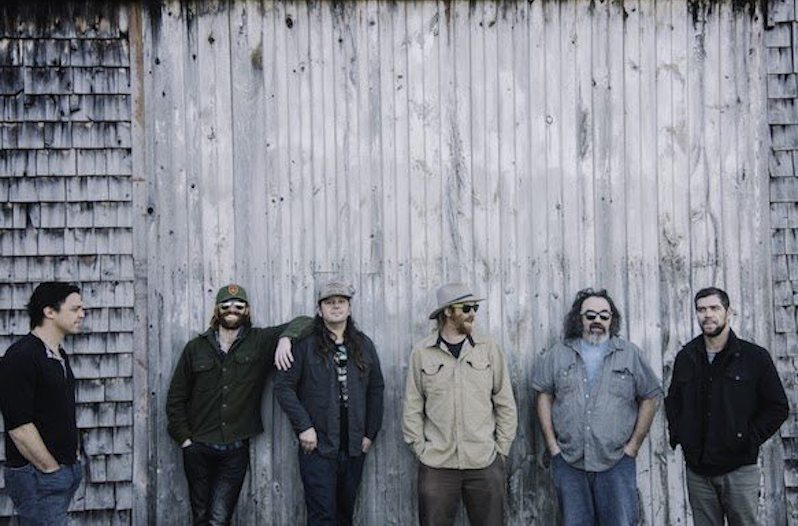 The Mallett Brothers Band Offer "A Few More Dozen Roses"