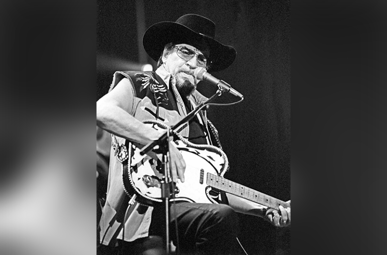 Waylon Jennings Albums: The 10 Best, Ranked