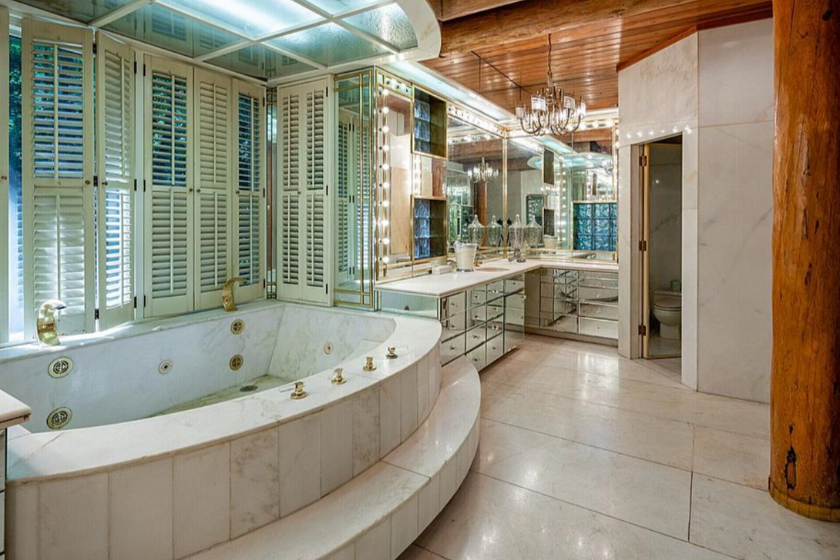 Barbara Mandrell's Stunning Former Mansion Is Headed To Auction