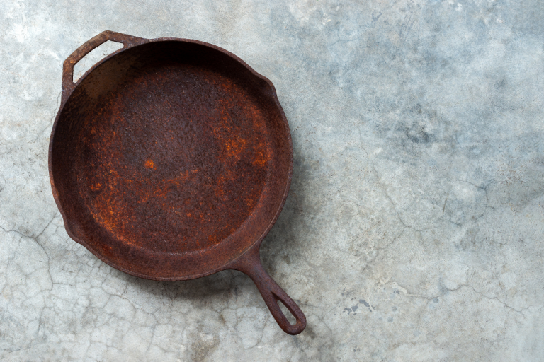 How to Remove Rust from a Cast Iron Skillet in 5 Easy Steps