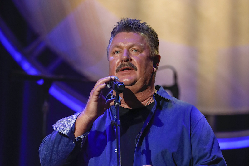 Joe Diffie's Daughter Kara Diffie Sings 'Amazing Grace' in 2016 Opry Clip