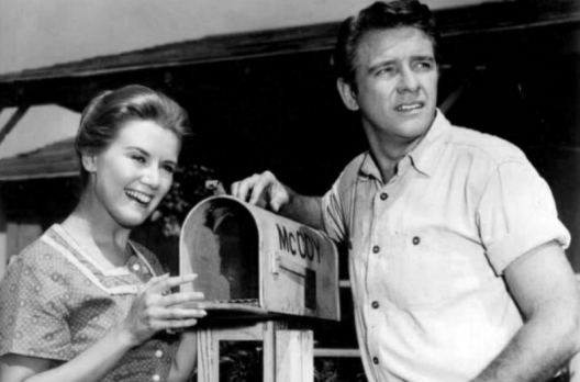 'The Real McCoys' Helped Pave the Way for Rural TV Comedies