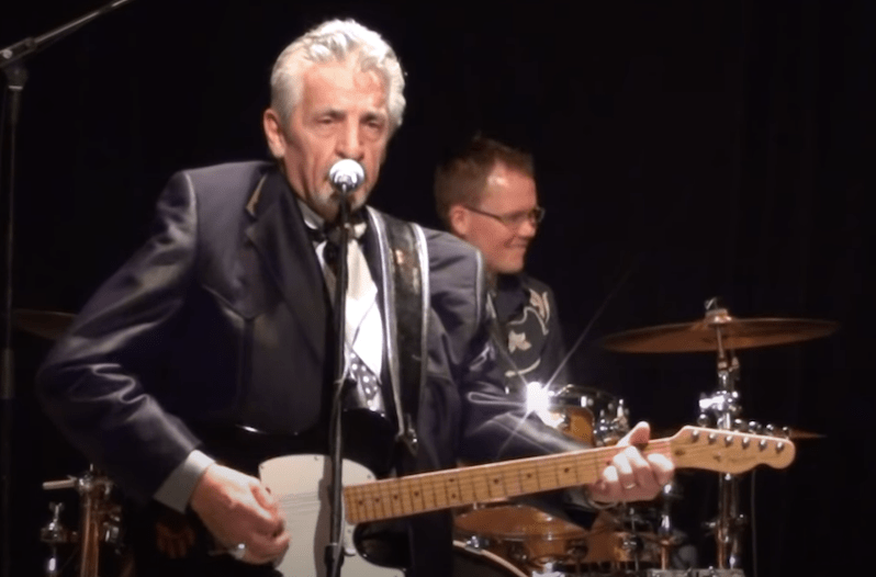 Bob Wootton: From Face in the Crowd to Johnny Cash's Lead Guitarist