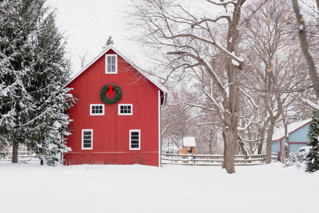 15 Cozy Barn Homes We Wish We Could Live In