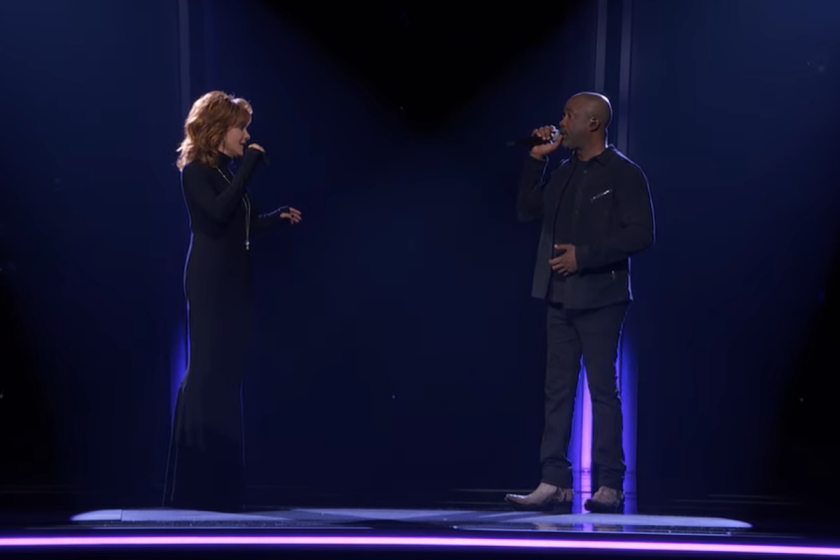 Reba McEntire + Darius Rucker Honor Mac Davis With 'In the Ghetto ...