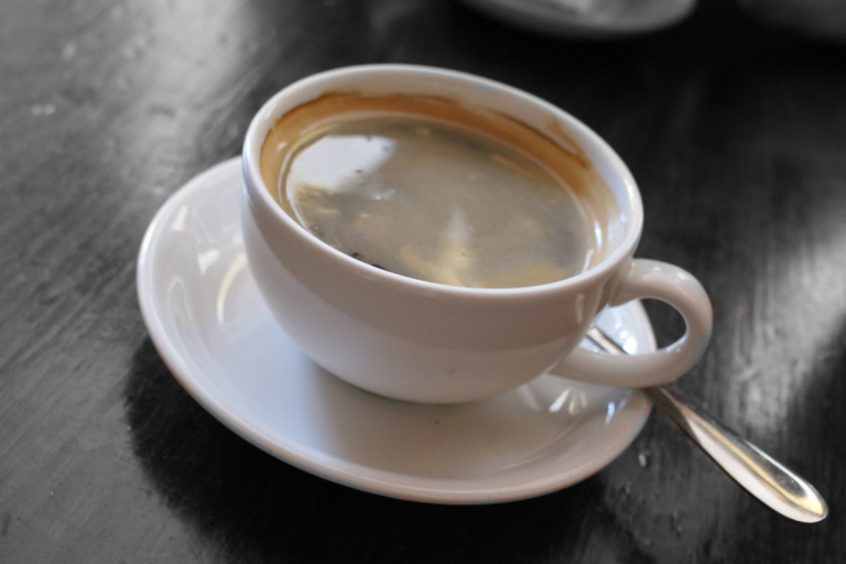 6 Coffee Creamer Substitutes You Should Consider Putting in Your Mug