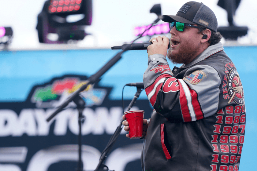 Luke Combs Apologizes for Past Use of Confederate Flags: 'There is No ...