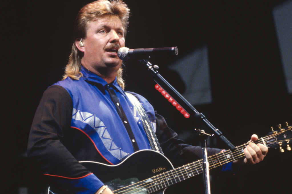 Joe Diffie Songs: 10 Examples of His Silly and Sensitive Sides