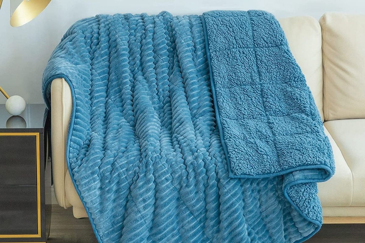 How to Clean a Weighted Blanket (Best Tips of 2022 for Hand Washing)