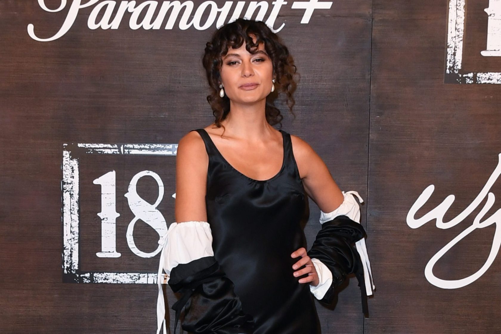 Who Plays Noemi on '1883'? Meet Gratiela Brancusi