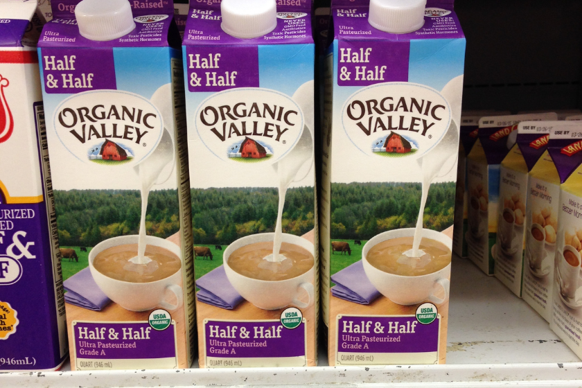 6 Coffee Creamer Substitutes You Should Consider Putting in Your Mug