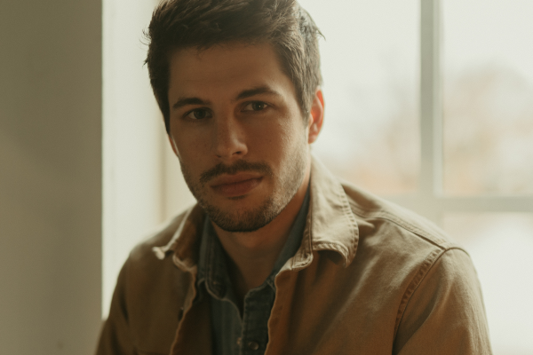Johnny Dailey Tells a Home Town Love Story on 'Trouble'