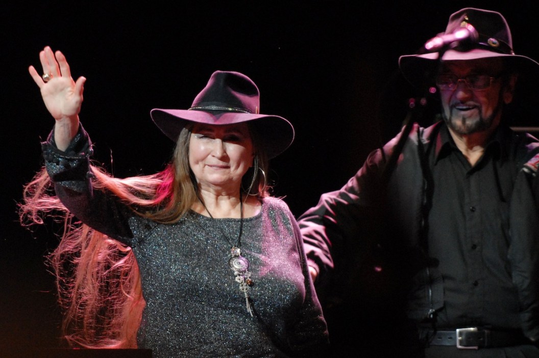Bobbie Nelson, Willie Nelson's Older Sister and Bandmate, Dies at Age 91
