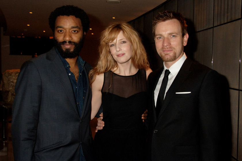 Kelly Reilly: The 'Yellowstone' Star's Life Over the Years in Photos