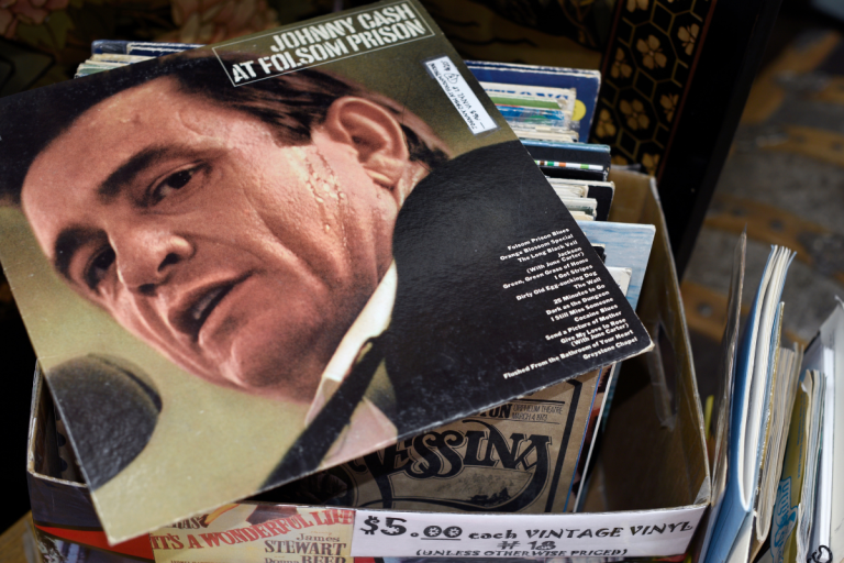 The History of Vinyl Records: From 1930s to the 21st Century Resurgence
