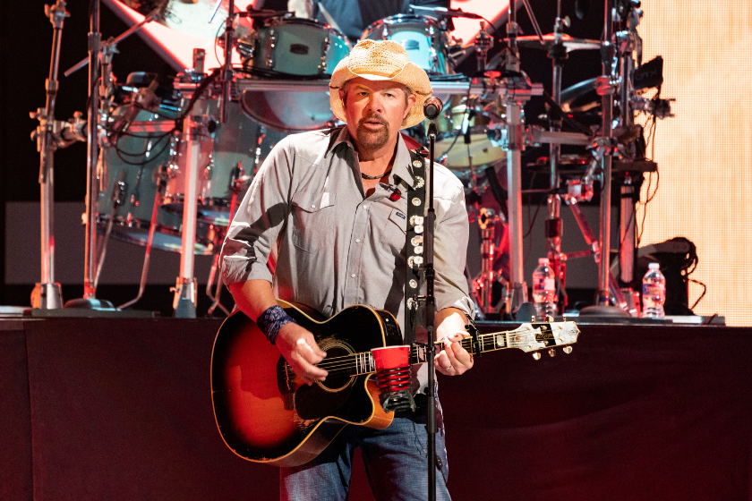 9 Country Stars Who Are Real Life Cowboys + Cowgirls
