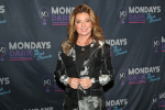 Shania Twain Documentary 'Not Just a Girl' Headed to Netflix