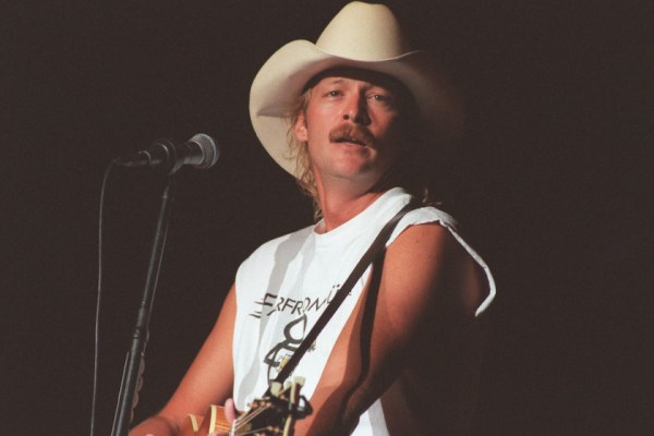 90s Country Singers: The Decade's 15 Most Influential Acts