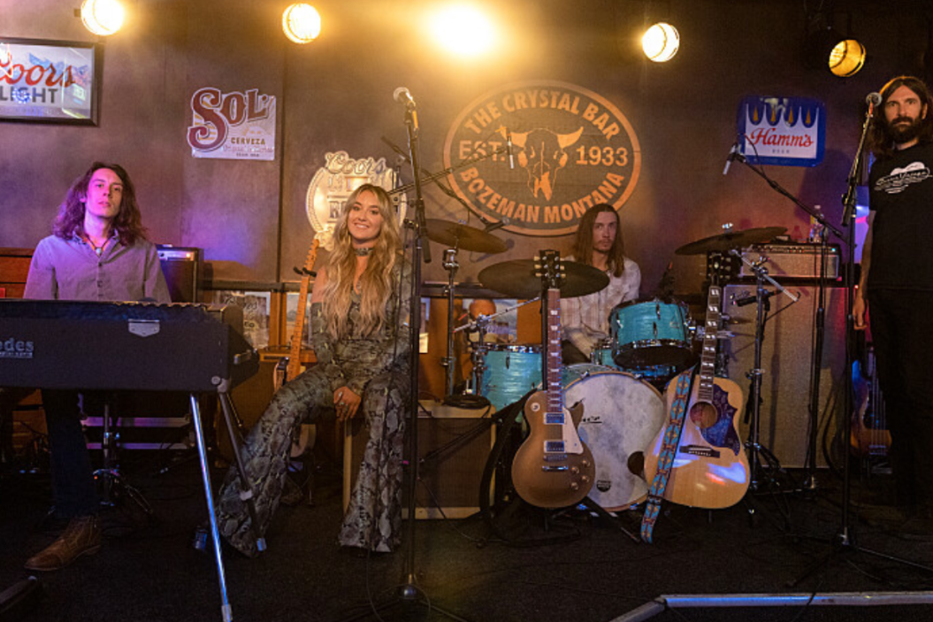 Country Singer Lainey Wilson Joins 'Yellowstone' Cast