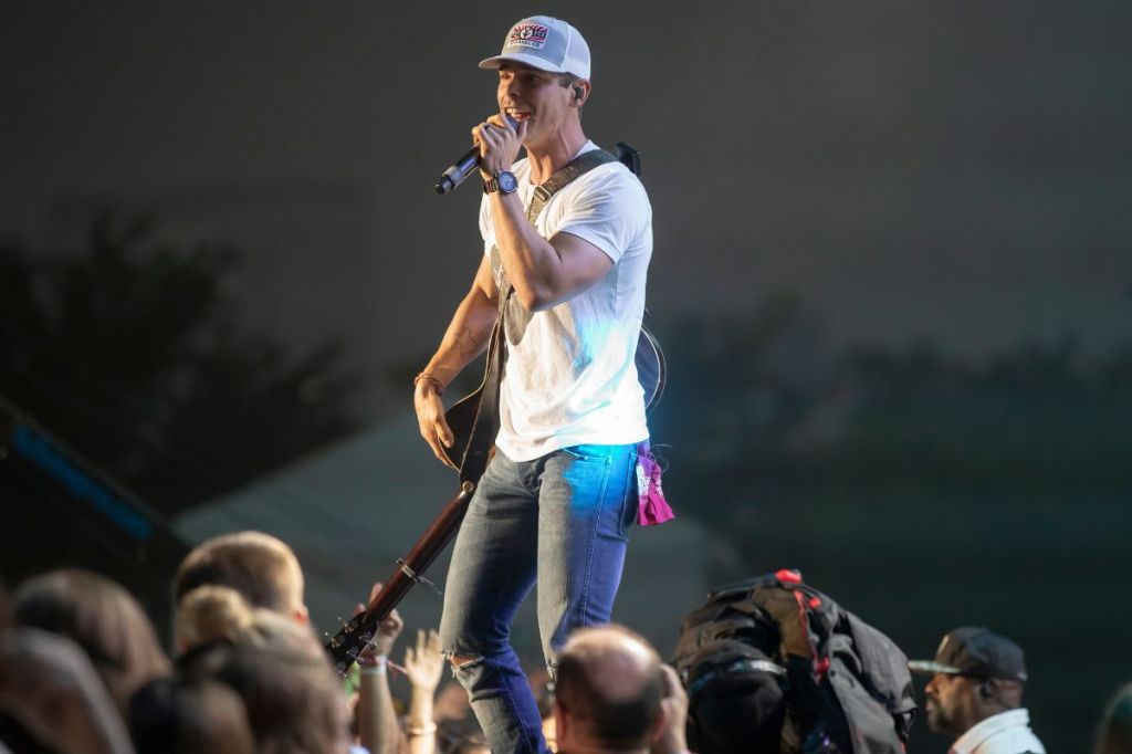 Granger Smith Will Retire From Touring to Focus on Ministry