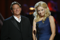 Meet Melissa Peterman: From Barbra Jean on 'Reba' to Hallmark Star