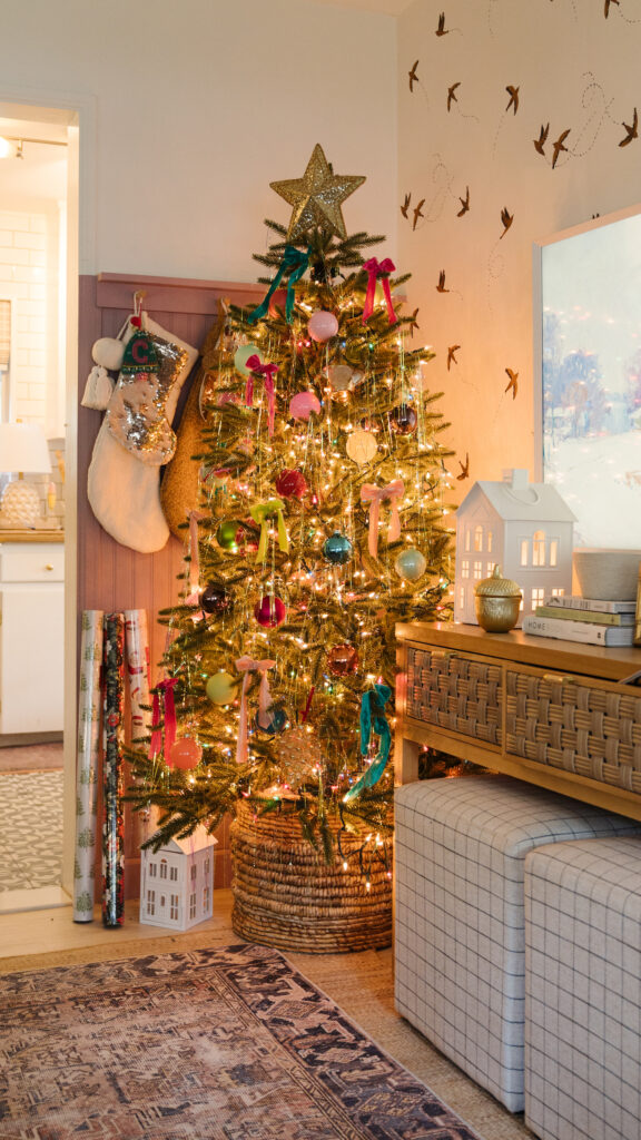 10 Christmas Tree Theme Ideas to Try in 2023