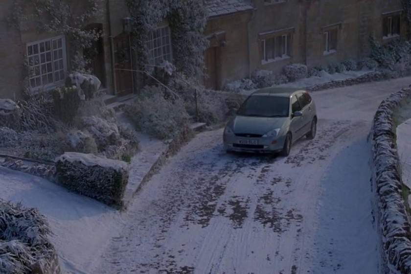 Inside 10 Iconic Homes From Your Favorite Christmas Movies