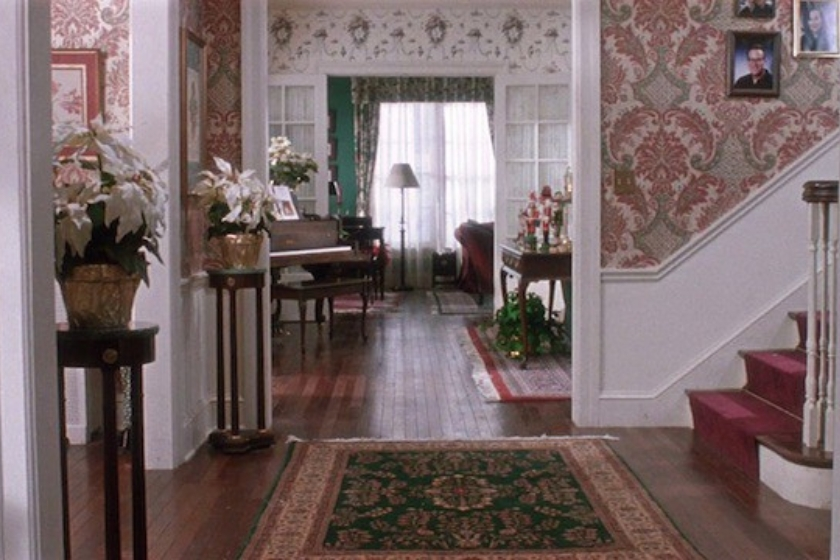 Inside 10 Iconic Homes From Your Favorite Christmas Movies