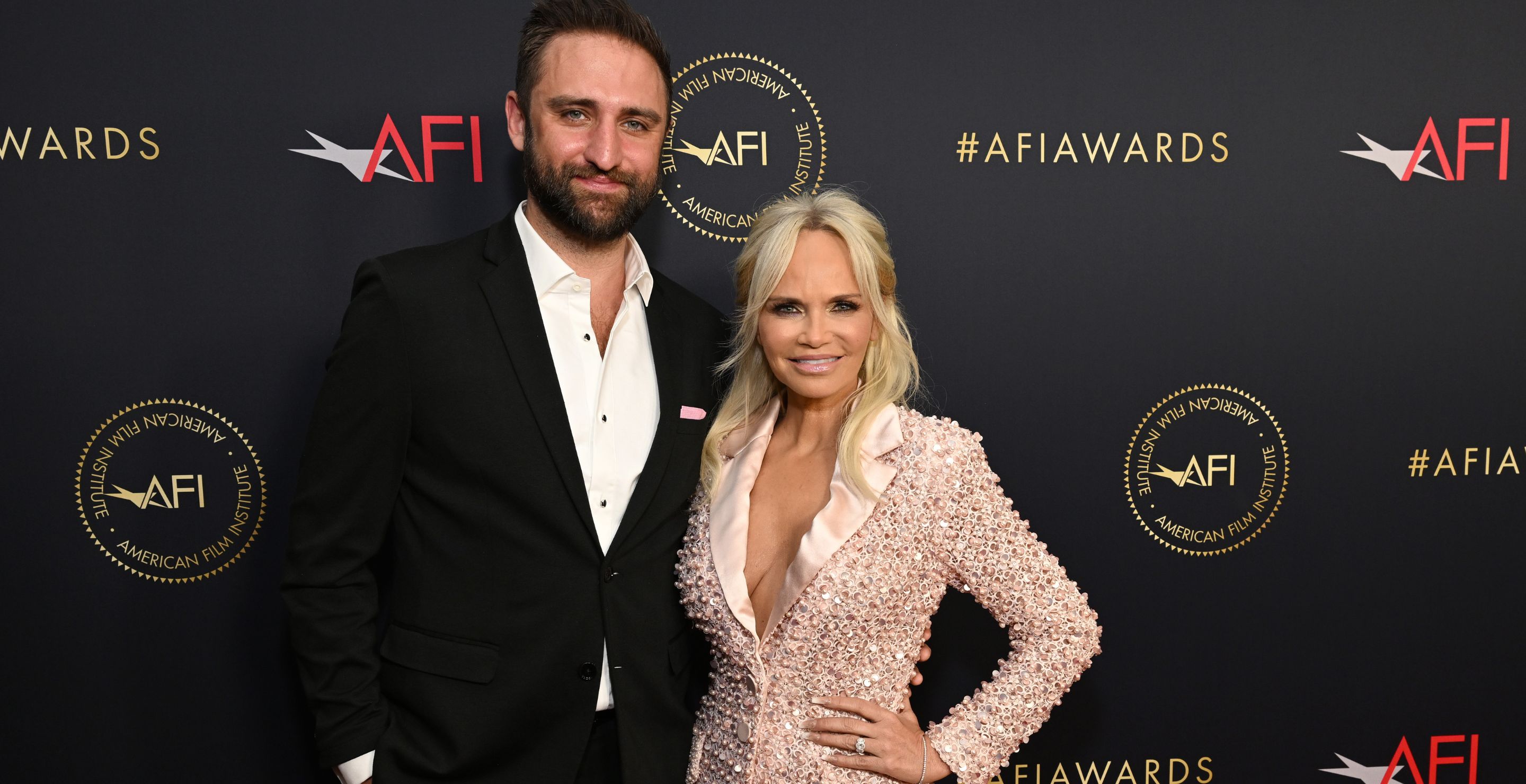 Kristin Chenoweth Marries Josh Bryant in Texas Ceremony
