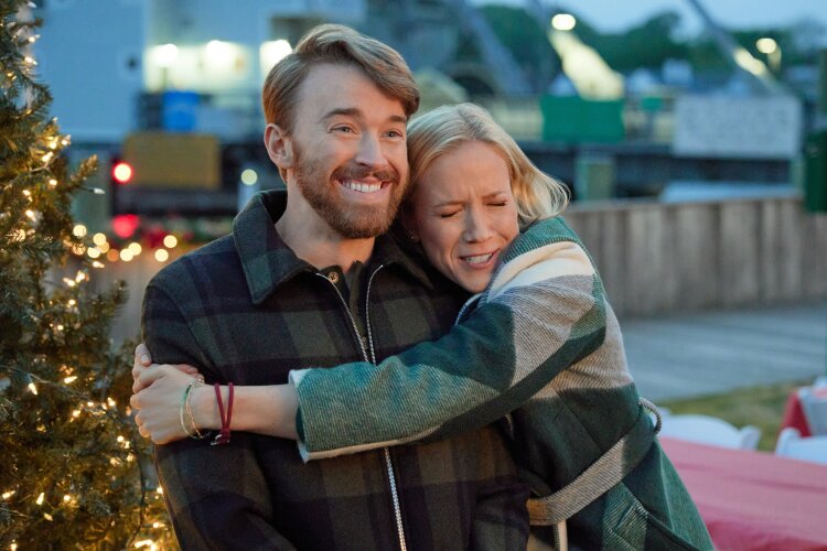 Every New Movie in Hallmark's 2023 Countdown to Christmas