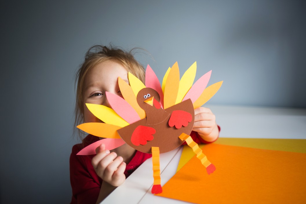 40 Thanksgiving Games To Play With the Whole Family