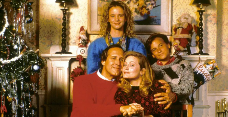 Christmas Con Reunites Chevy Chase + 'Christmas Vacation' Cast