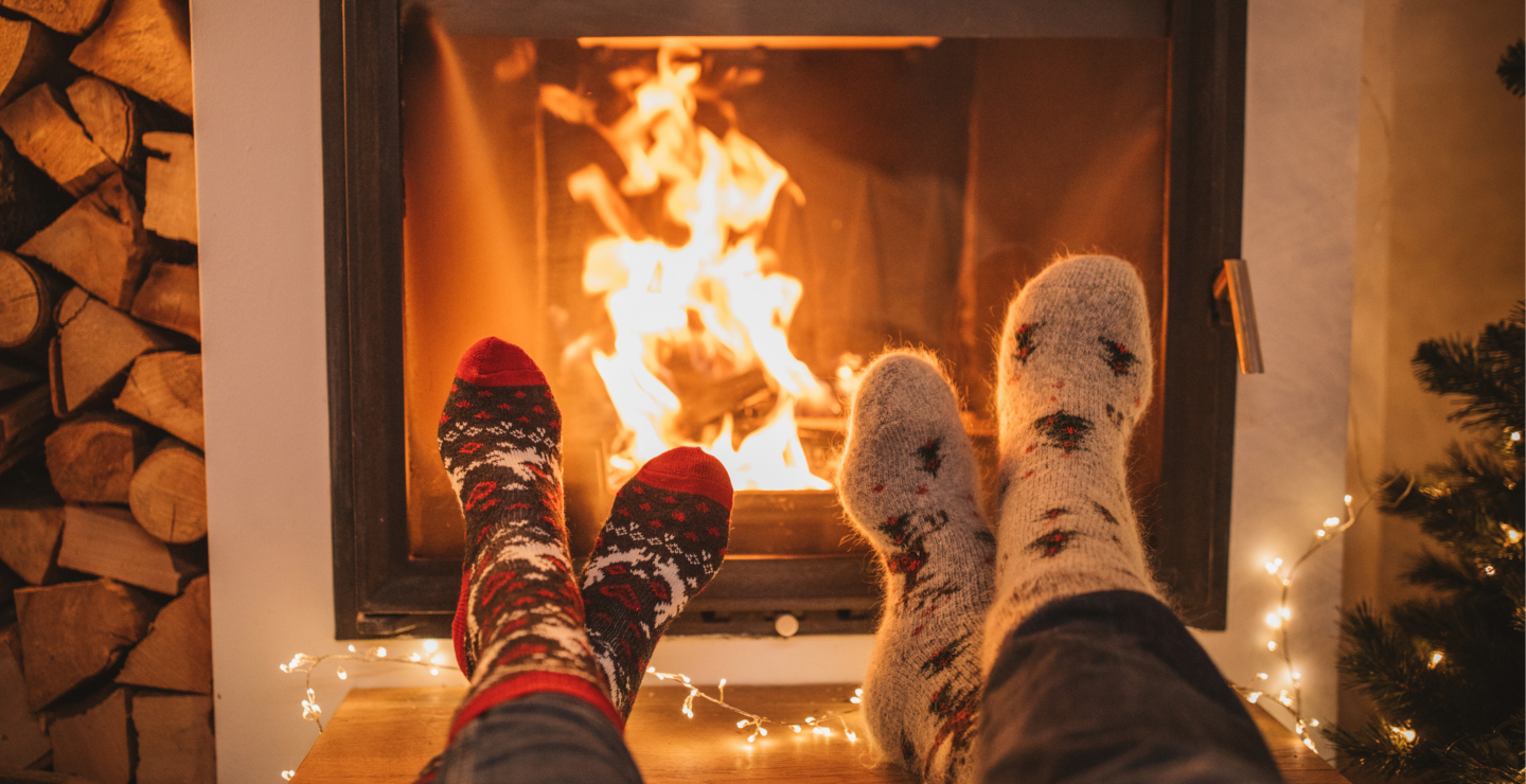 Relaxing Christmas Music: 25 Songs to Chill Out This Holiday