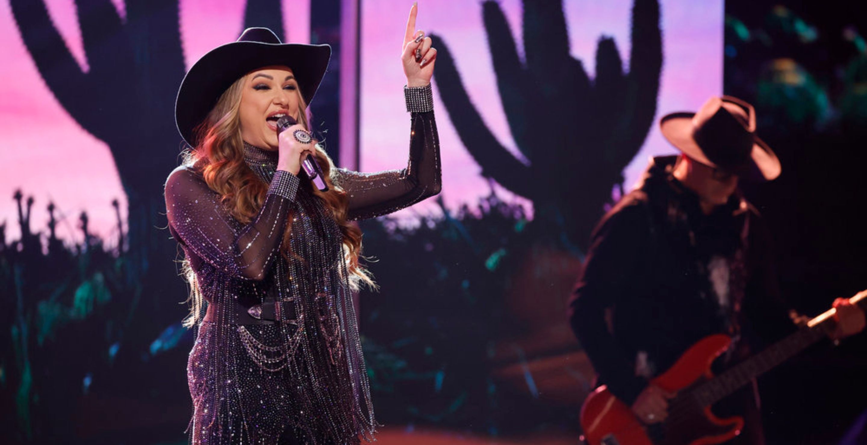 'The Voice': Jacquie Roar Shows Her Country Rock Power