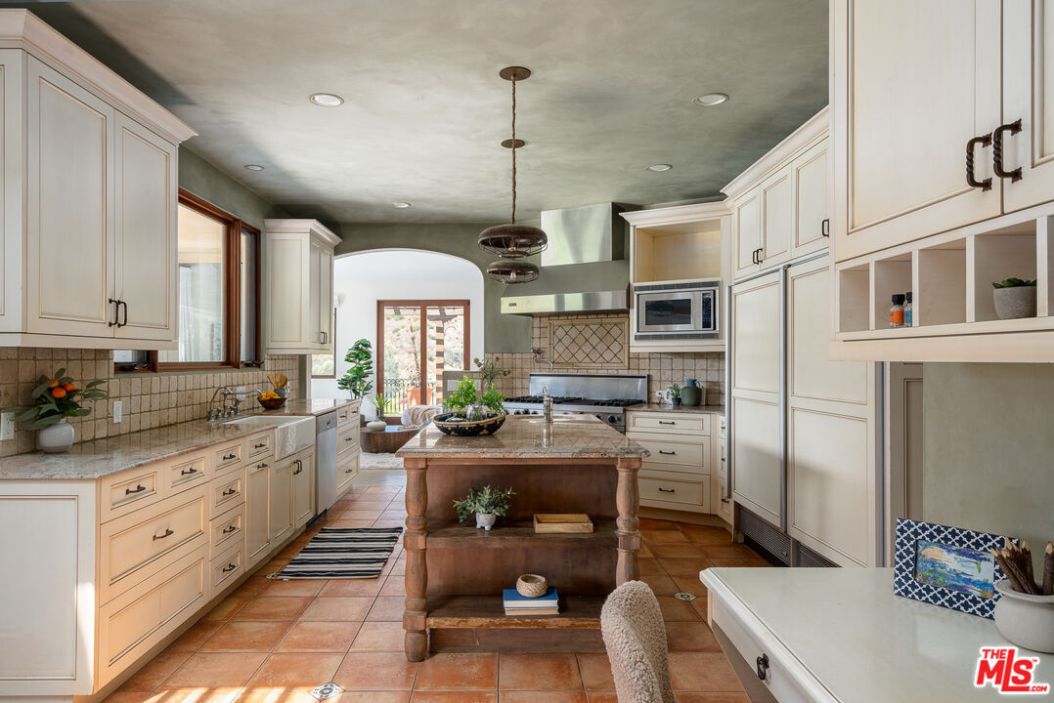 See Inside 'Yellowstone' Star Cole Hauser's Massive Ranch in CA