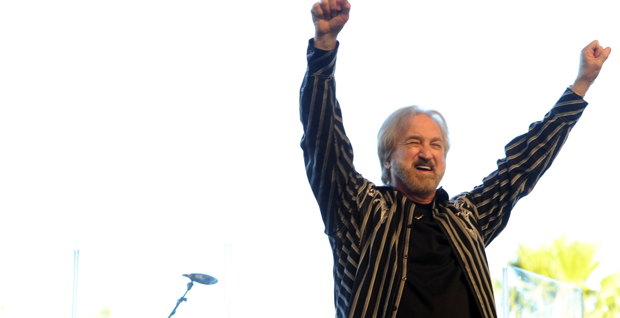 WATCH: Oak Ridge Boys Singer Makes Surprise Performance With Tanya ...