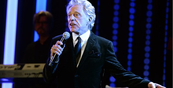 Pop Legend Alleges Son Violated Restraining Order - Wide Open Country