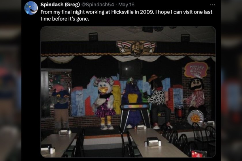 Chuck E. Cheese Chucking Robot Band, Signaling End of an Era