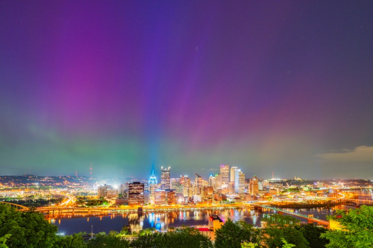Northern Lights Stunning Photos Hit the Internet, And They’re Gorgeous ...