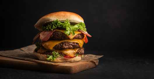 American Burger Expert Reveals His Favorite Fast Food Burger - Wide ...