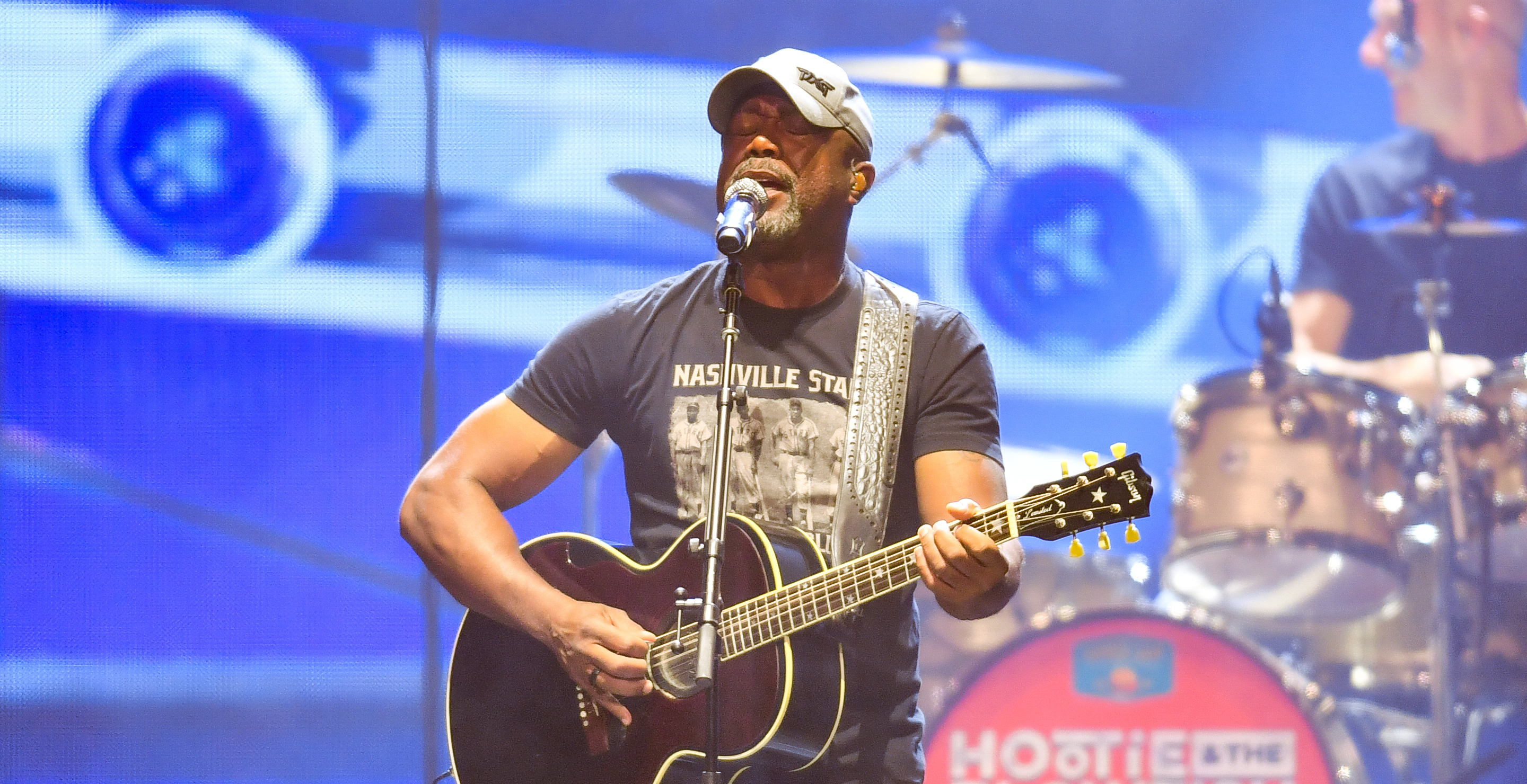 Darius Rucker Appears On Game Day Following Court Sentencing, Doesn't ...